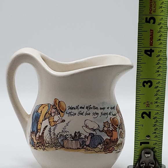 Mccoy | Kitchen | Vtg Mccoy Creamer Cream Pitcher From The Littlest ...